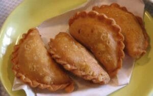 Malaysian Karipap Ayam – Delicious Chicken Curry Puff Snacks